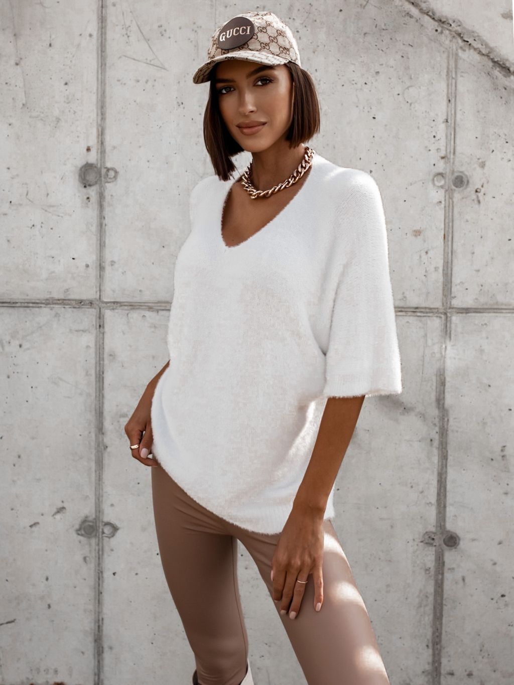 Bílý svetřík APPEARY s krátkým rukávem | Erika Fashion