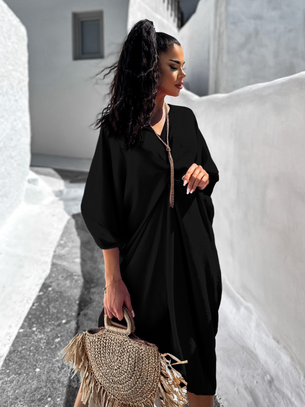 Černé šaty SIETA s výstřihem do V | Erika Fashion